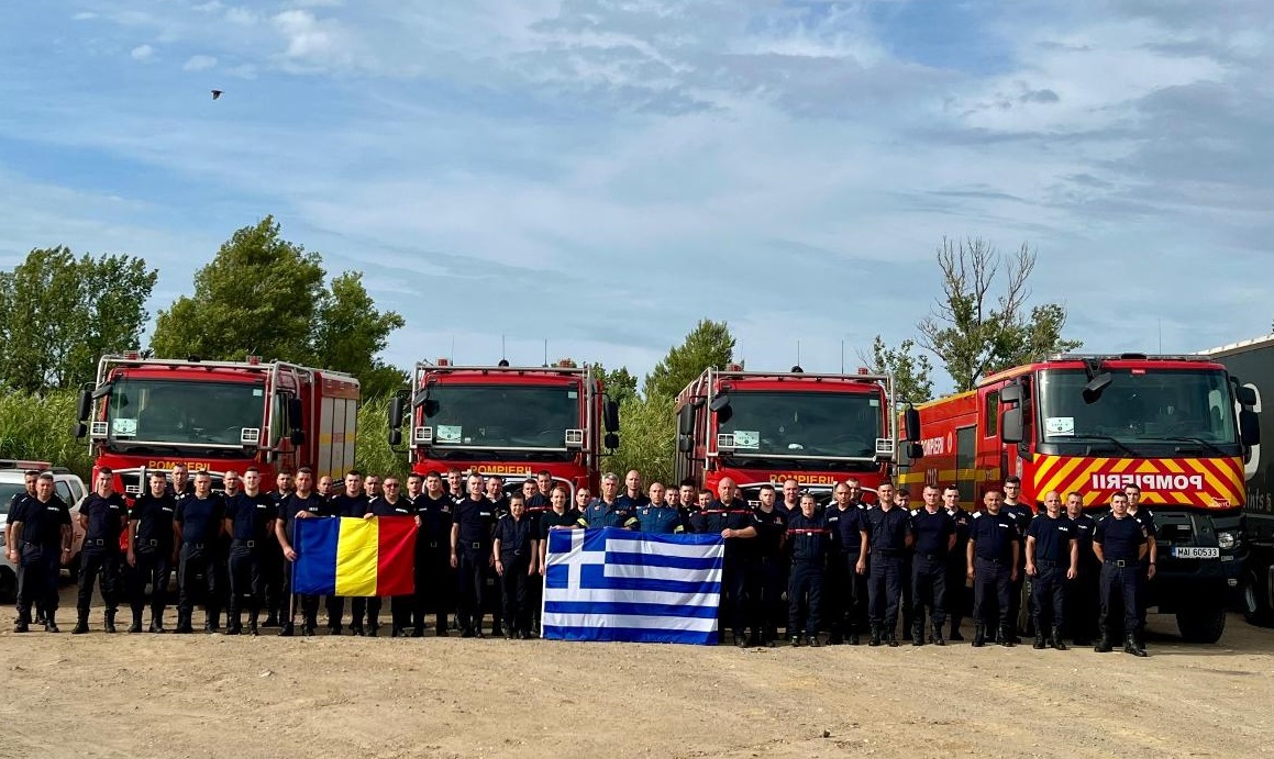 40 pompieri români au ajuns în Franța pentru a lupta cu incendiile ...